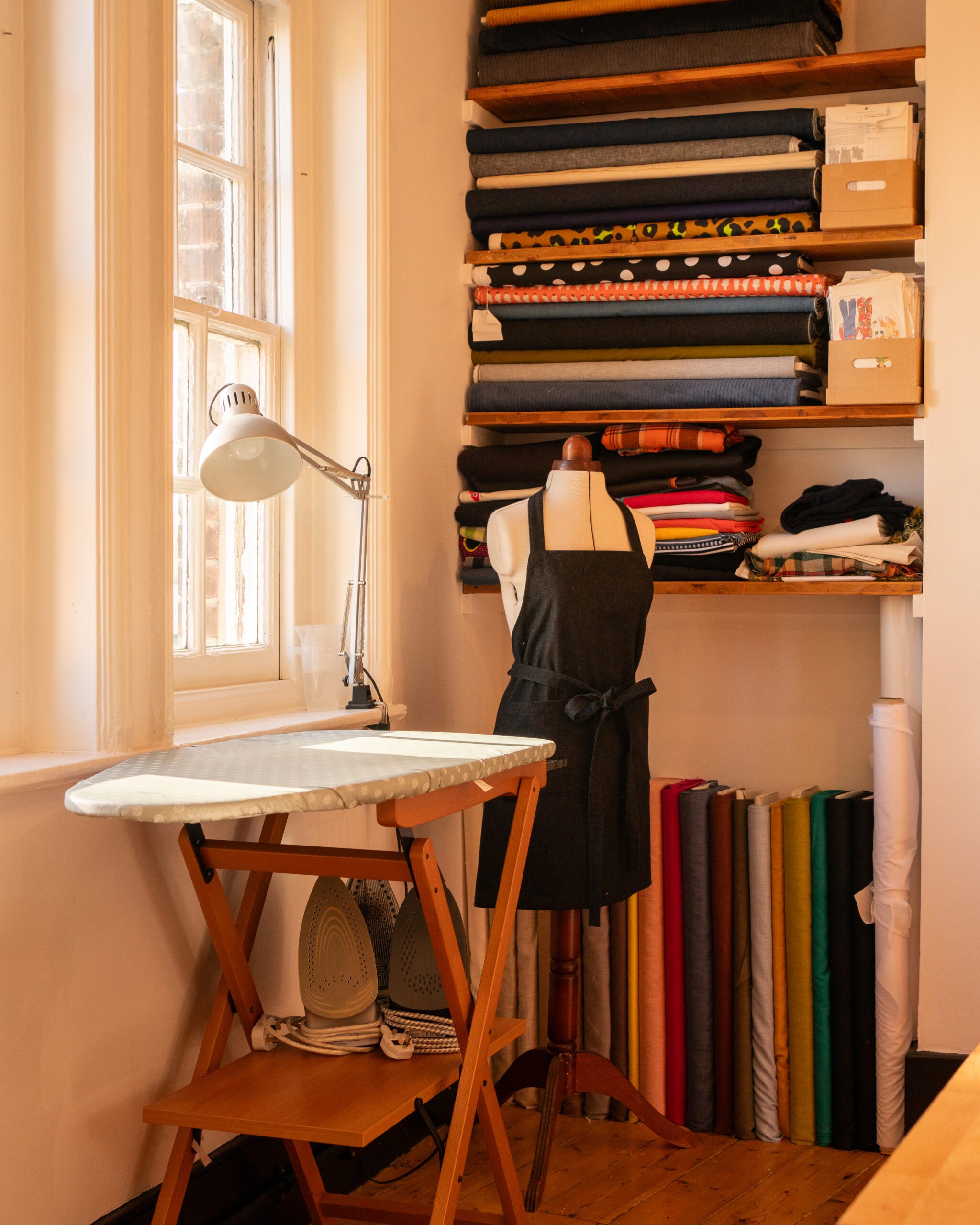 Learn to sew | Sewing London | In Person Sewing | Make Town